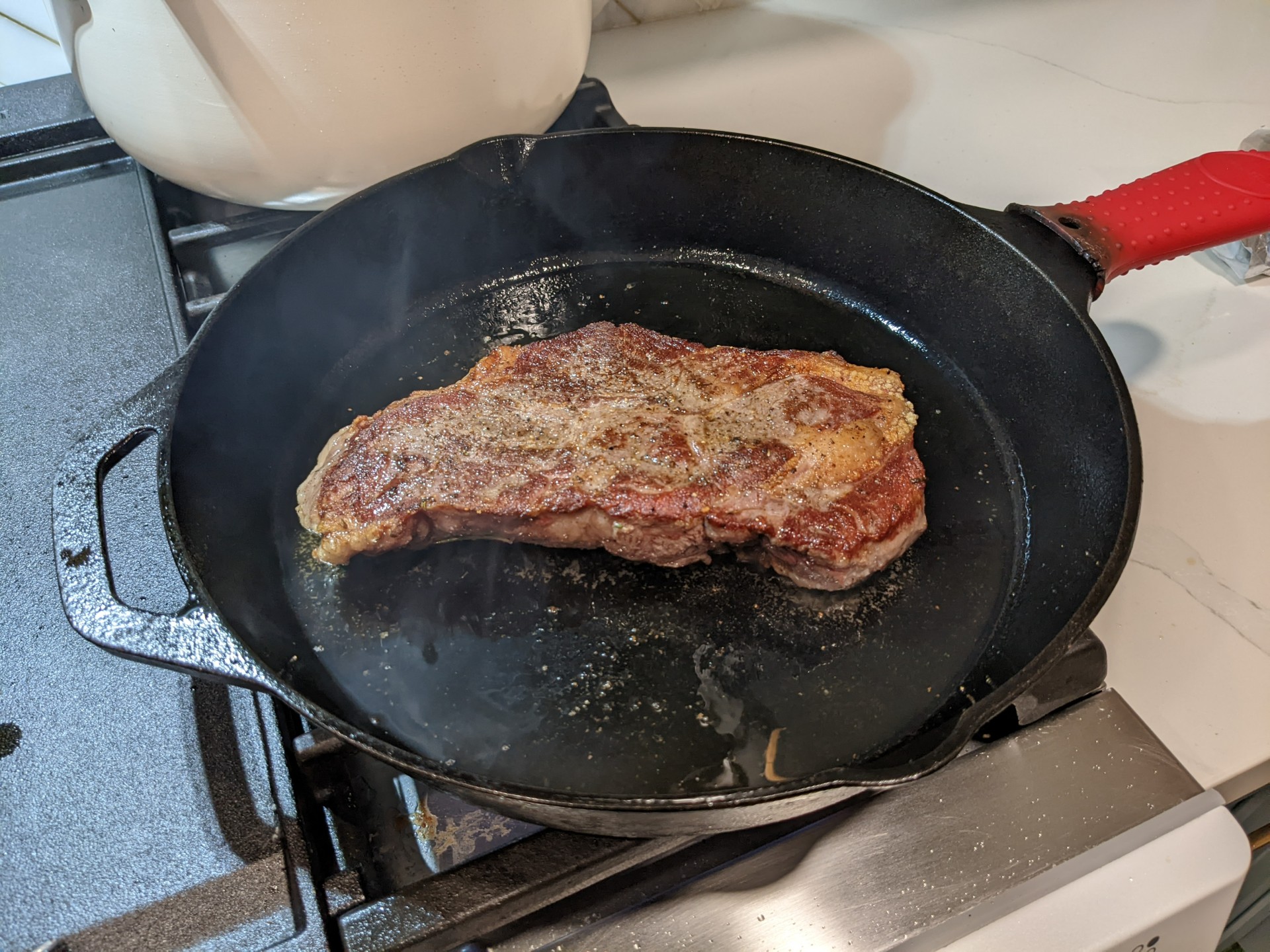 Hey, You Magnificent Americans, Here's How to Nail the Perfect Steak